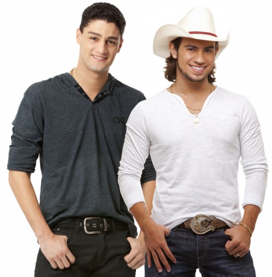 Munhoz E Mariano Lançam Clipe De A Bela E A Fera Fm Verde Vale 94 1