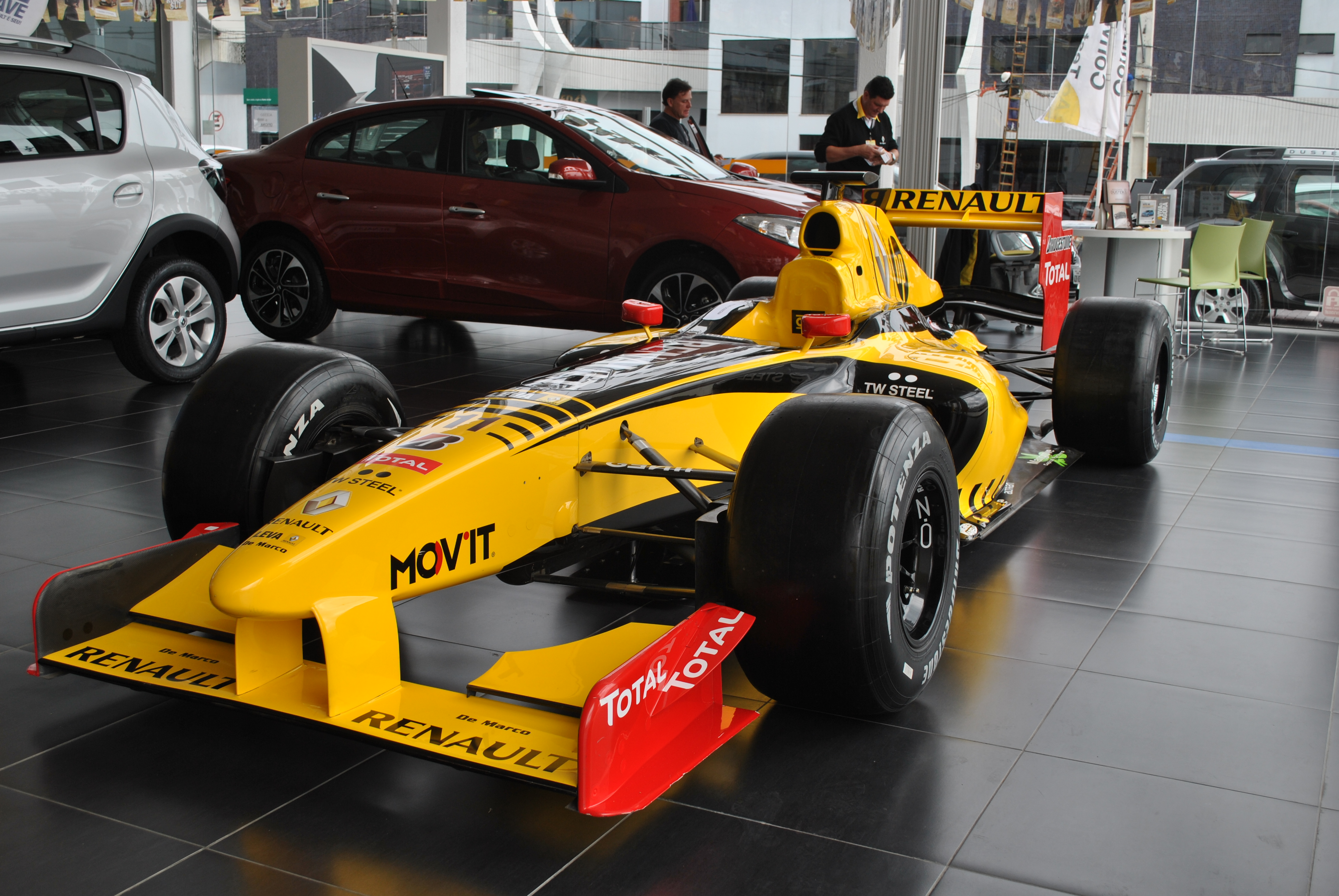 Renault R30 está em Porto União - Vvale