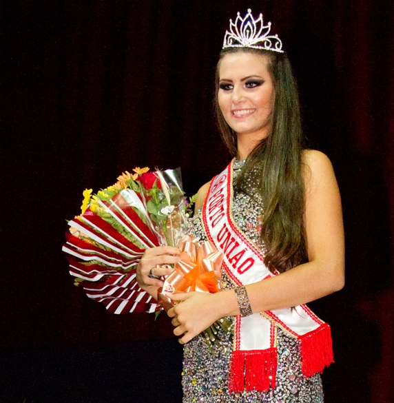 ELA VENCEU! Camilla Wolf é a nova Miss Mundo Santa Catarina - Vvale