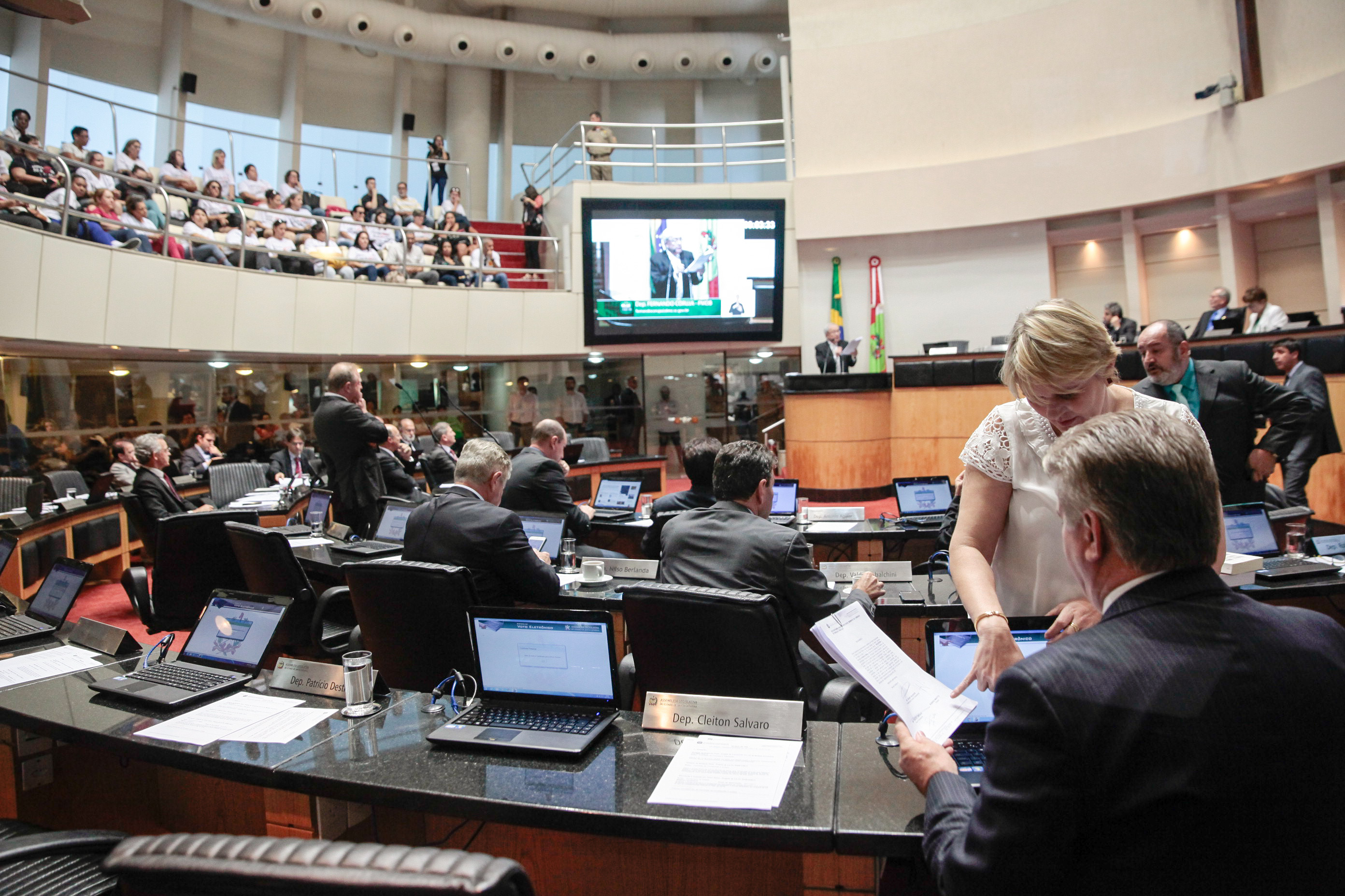 Transparência na fila do SUS - Vvale