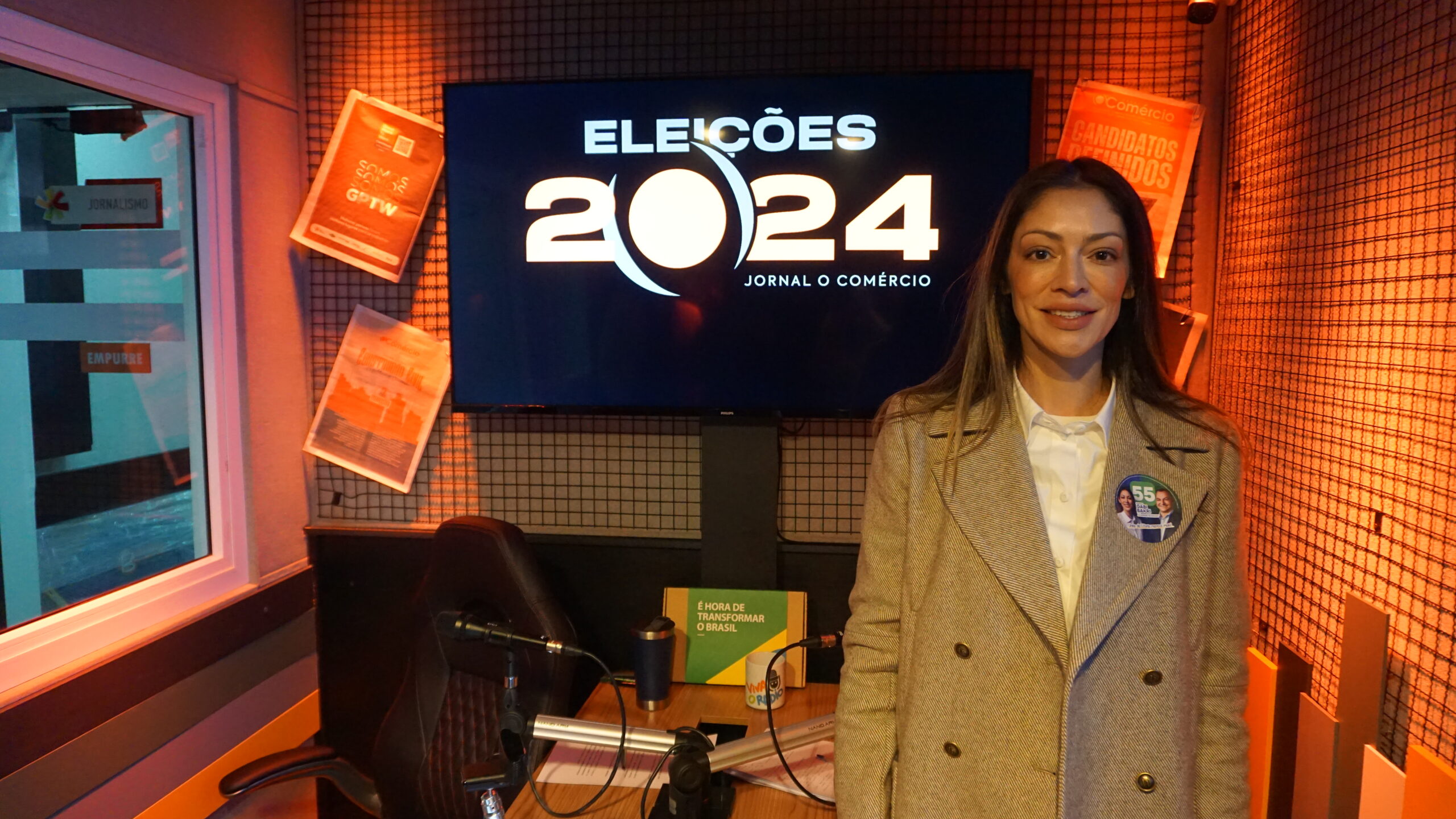 Decida seu voto: conheça Gabi Bakri