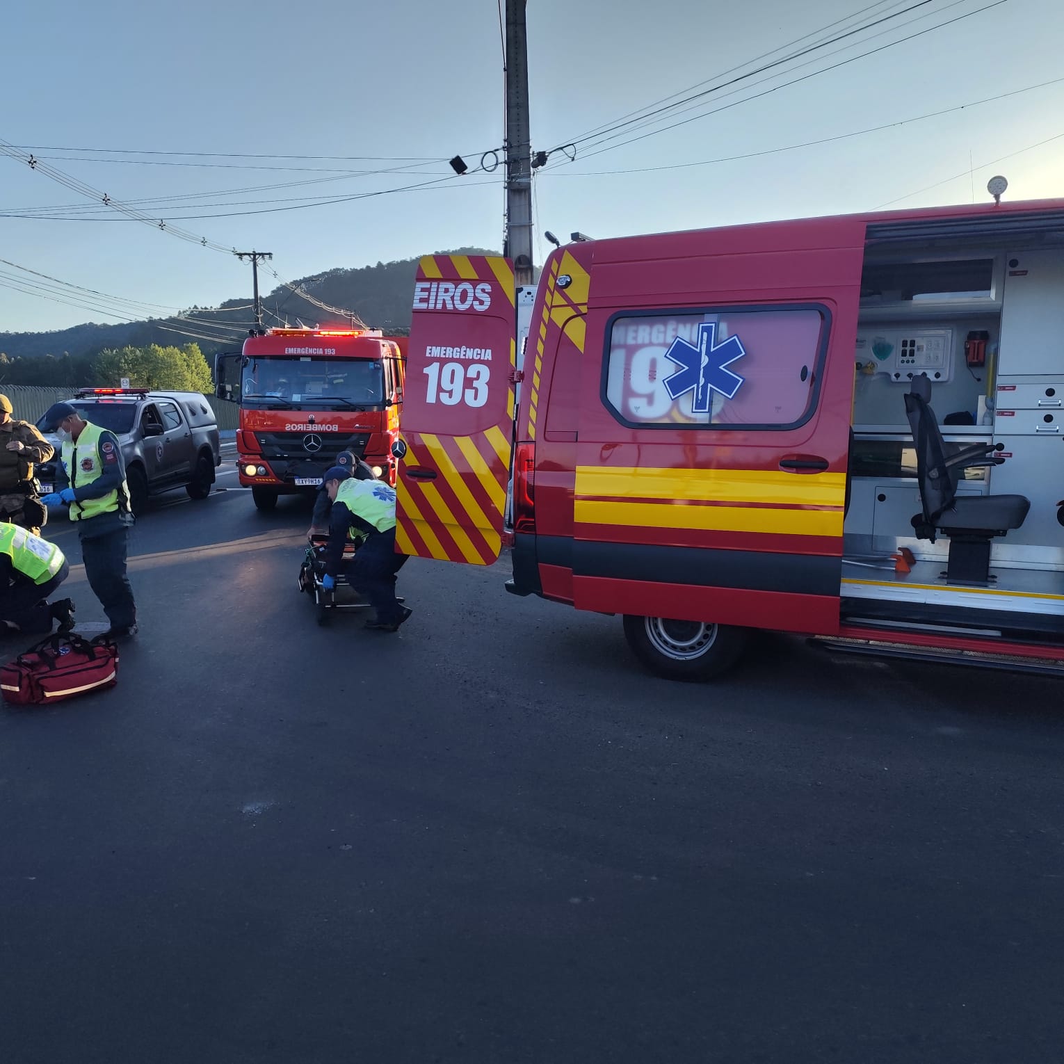 Acidente de trânsito envolve carro e motocicleta em Porto União - Vvale