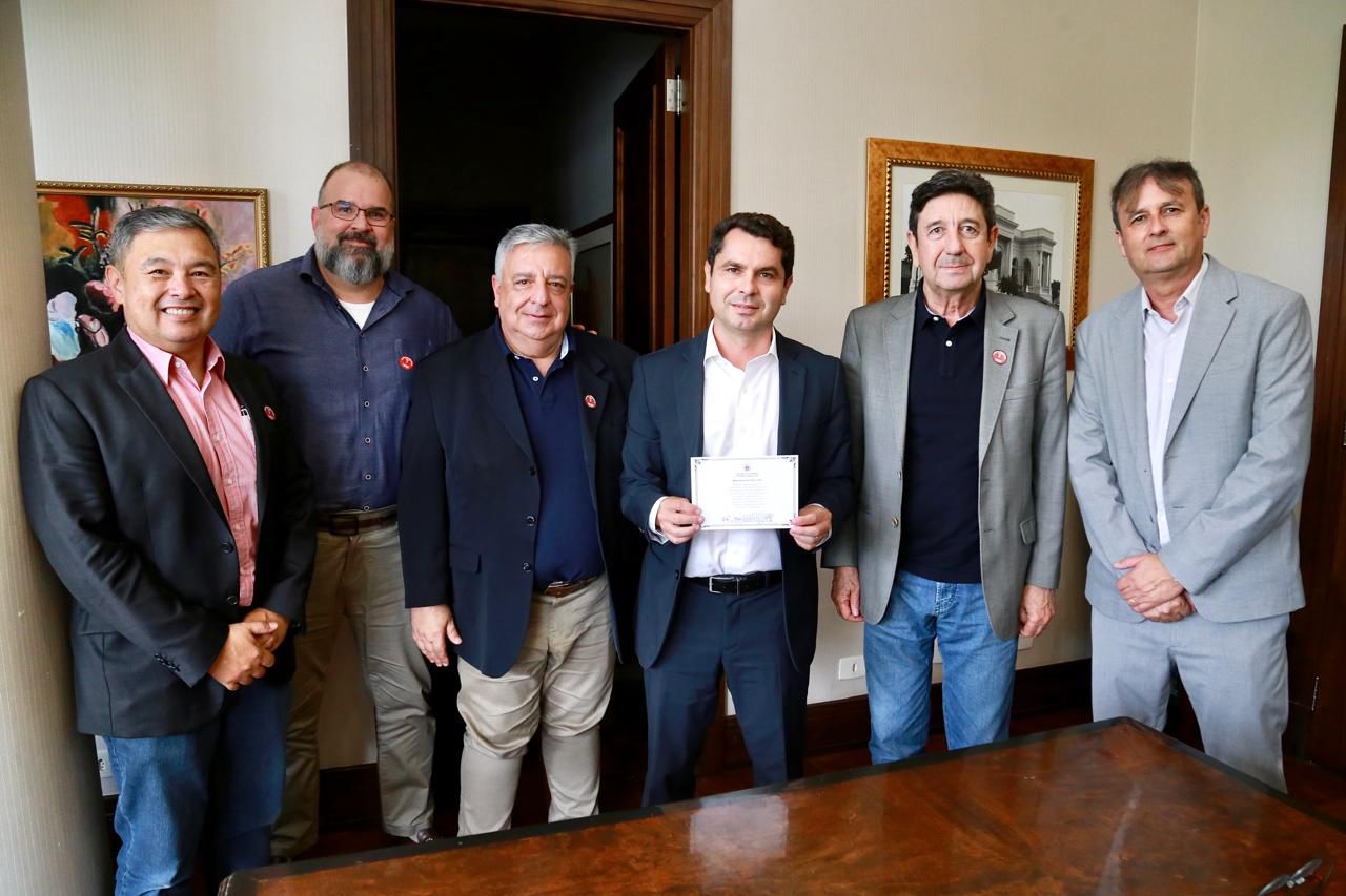 ADI-PR recebe convite para cerimônia de posse da nova Mesa Diretora da Alep